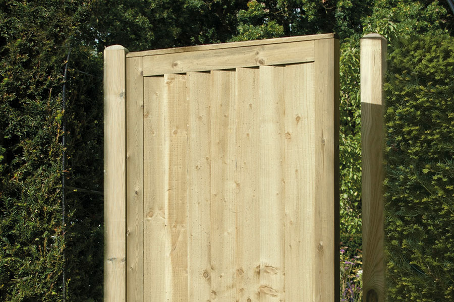 Closeboard Gates - WITH CAPPING (Haughley) - Clarke Fencing